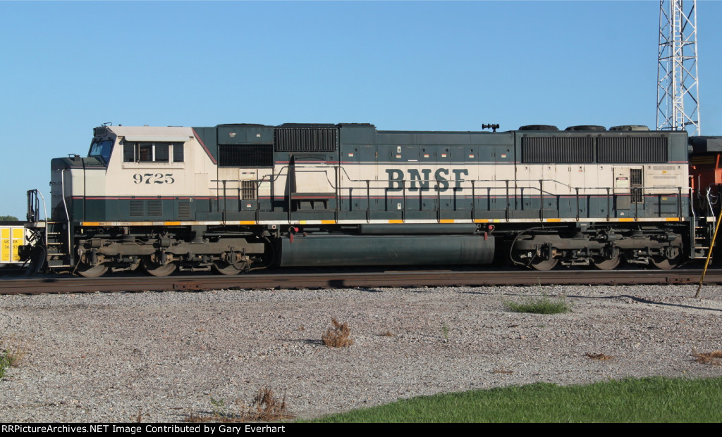 BNSF 9725